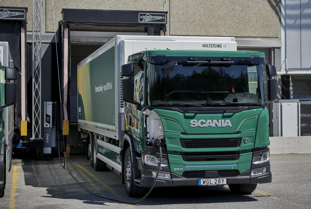 Första helelektriska Scanialastbilen i drift när Dagab växlar upp ...