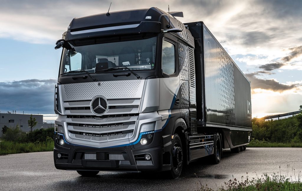 Mercedes tar fram eldriven dragbil med 50 mils räckvidd - Tidningen ...